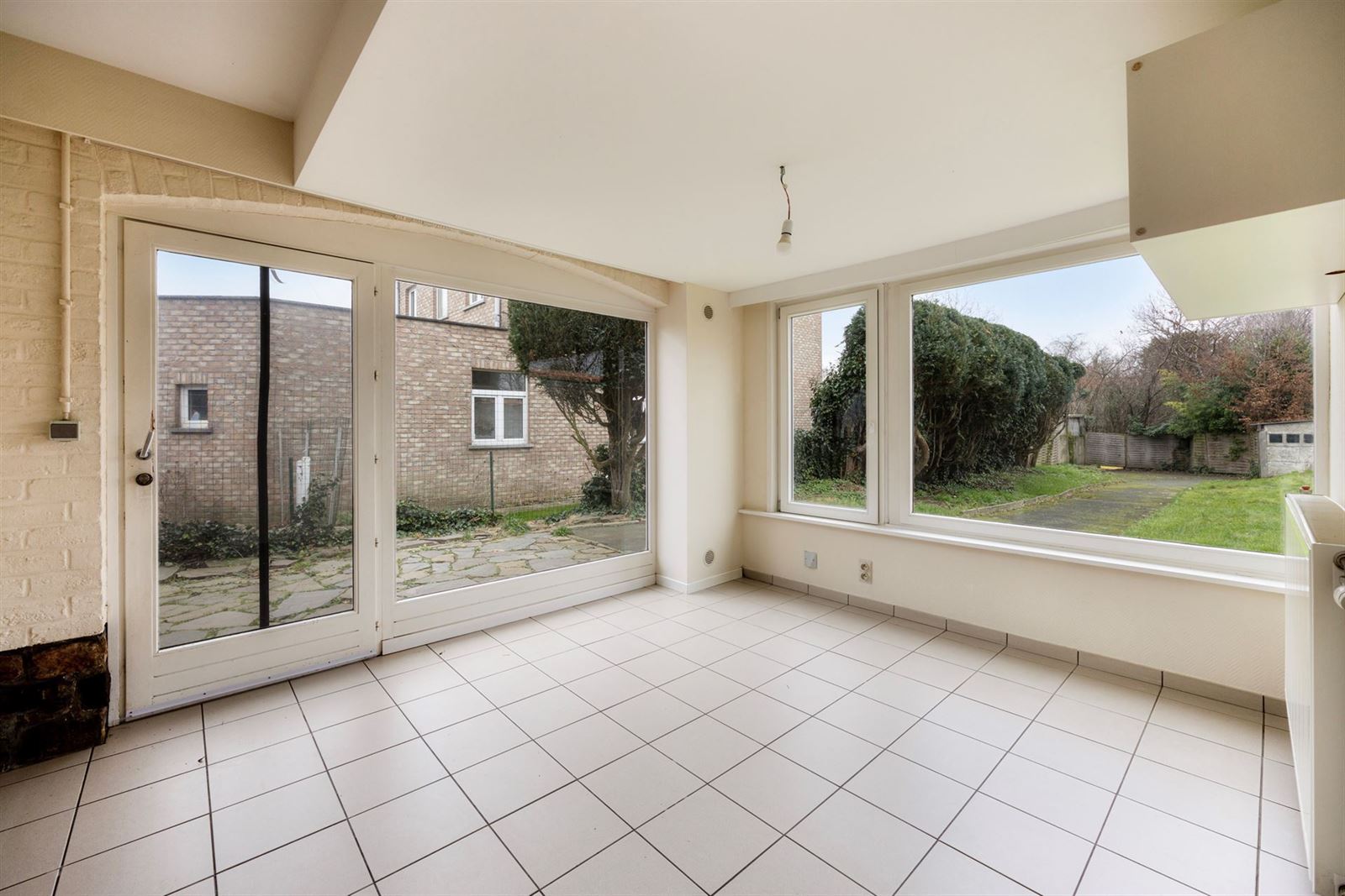 3-gevelwoning met 3 slaapkamers te koop te BEERSEL (1650)