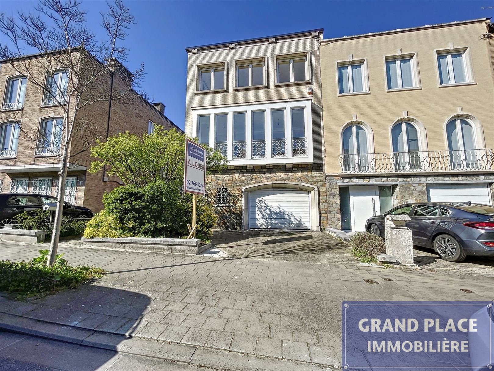 Métro Tomberg - 1ère occupation après rénovation à louer à WOLUWE-SAINT ...